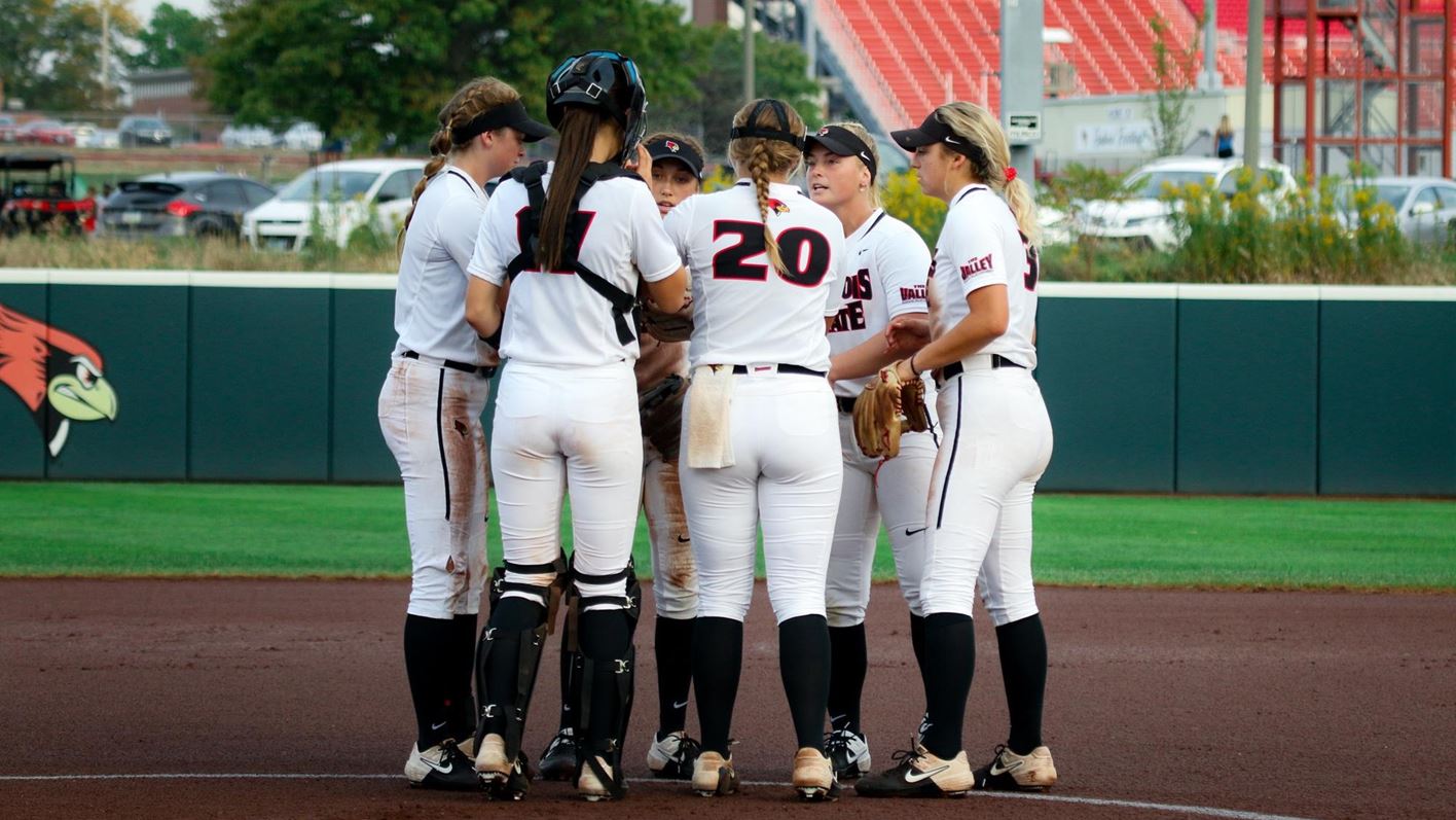 Redbird Softball Splits Doubleheader With Indiana State - WZND Fuzed Radio